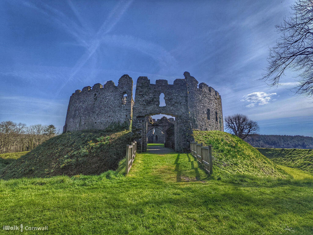 Restormel Castle and Lostwithiel circular walk