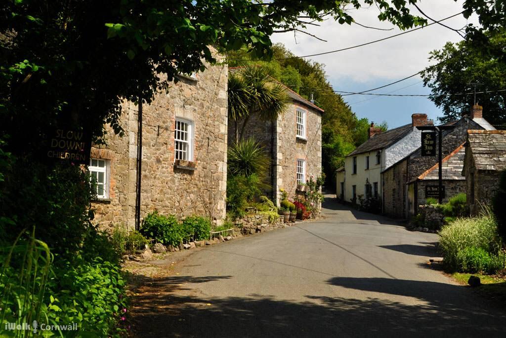 Circular walks around St Kew