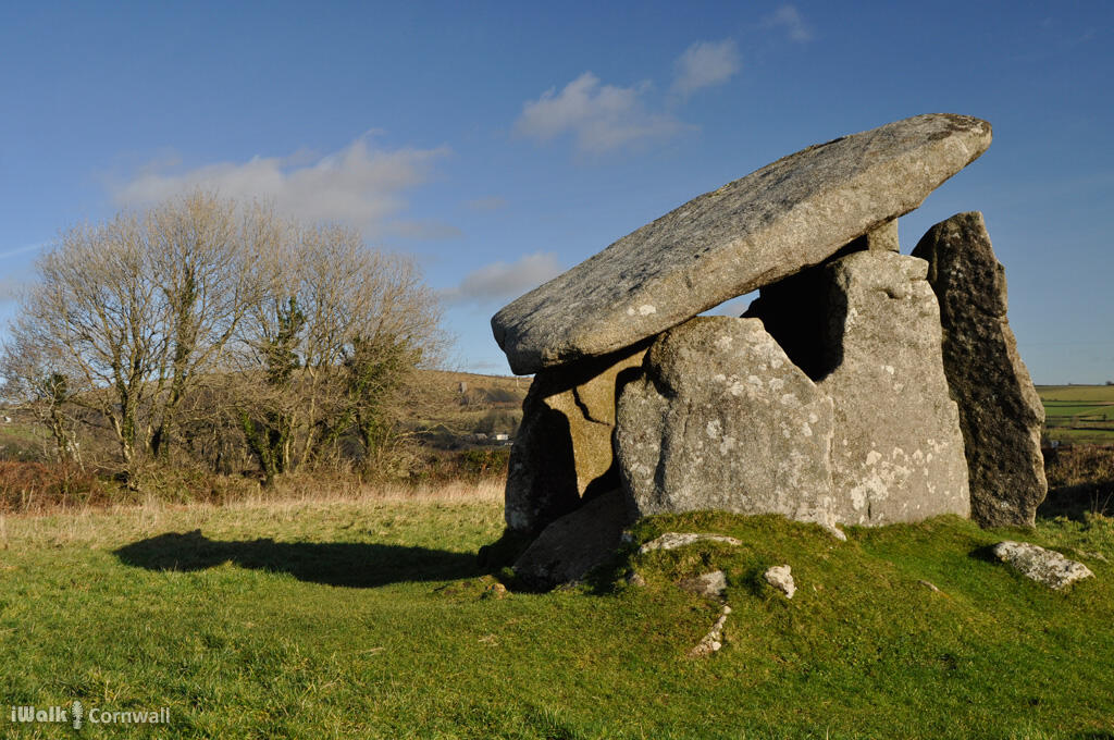 Walks in Cornwall visiting Heritage Trust sites