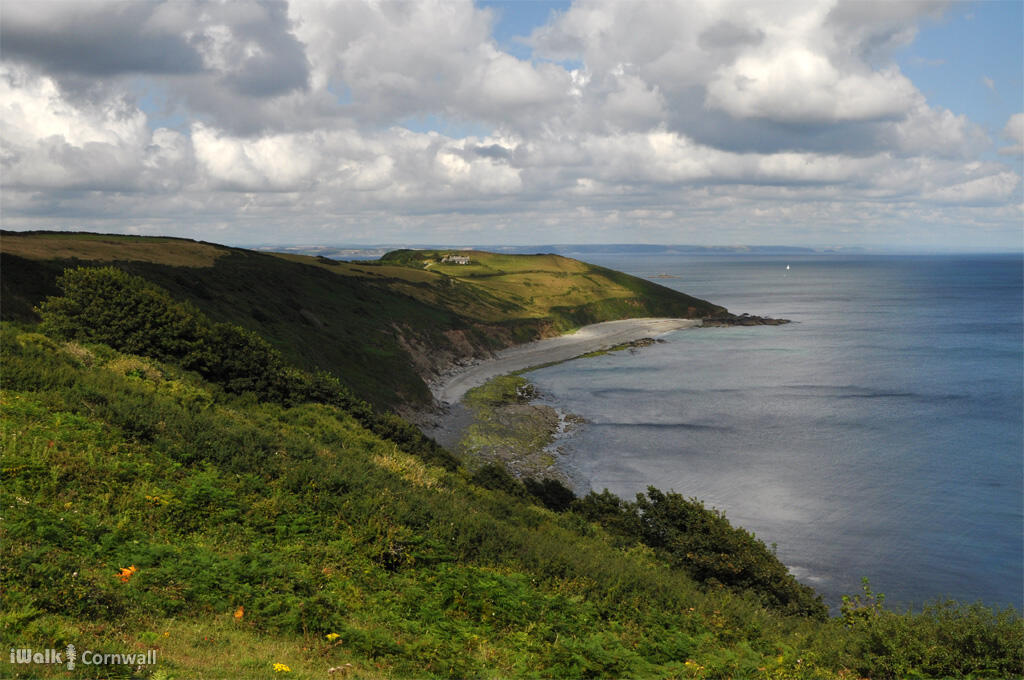 Vault beach - circular walks