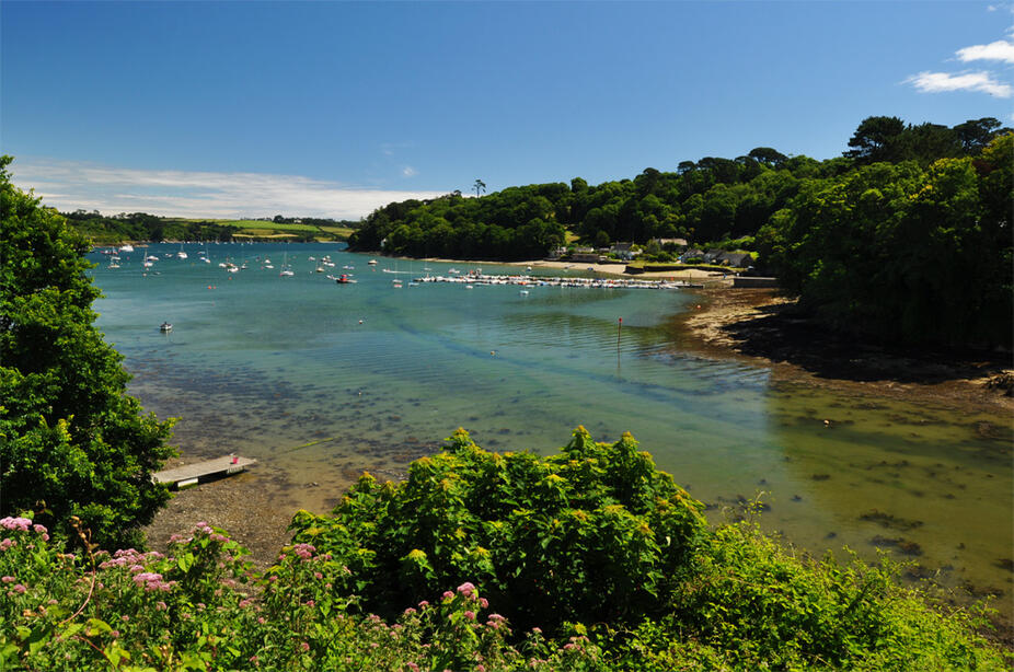 Circular walks around Helford