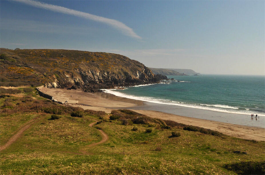 Kennack Sands to Lankidden Cove circular walk