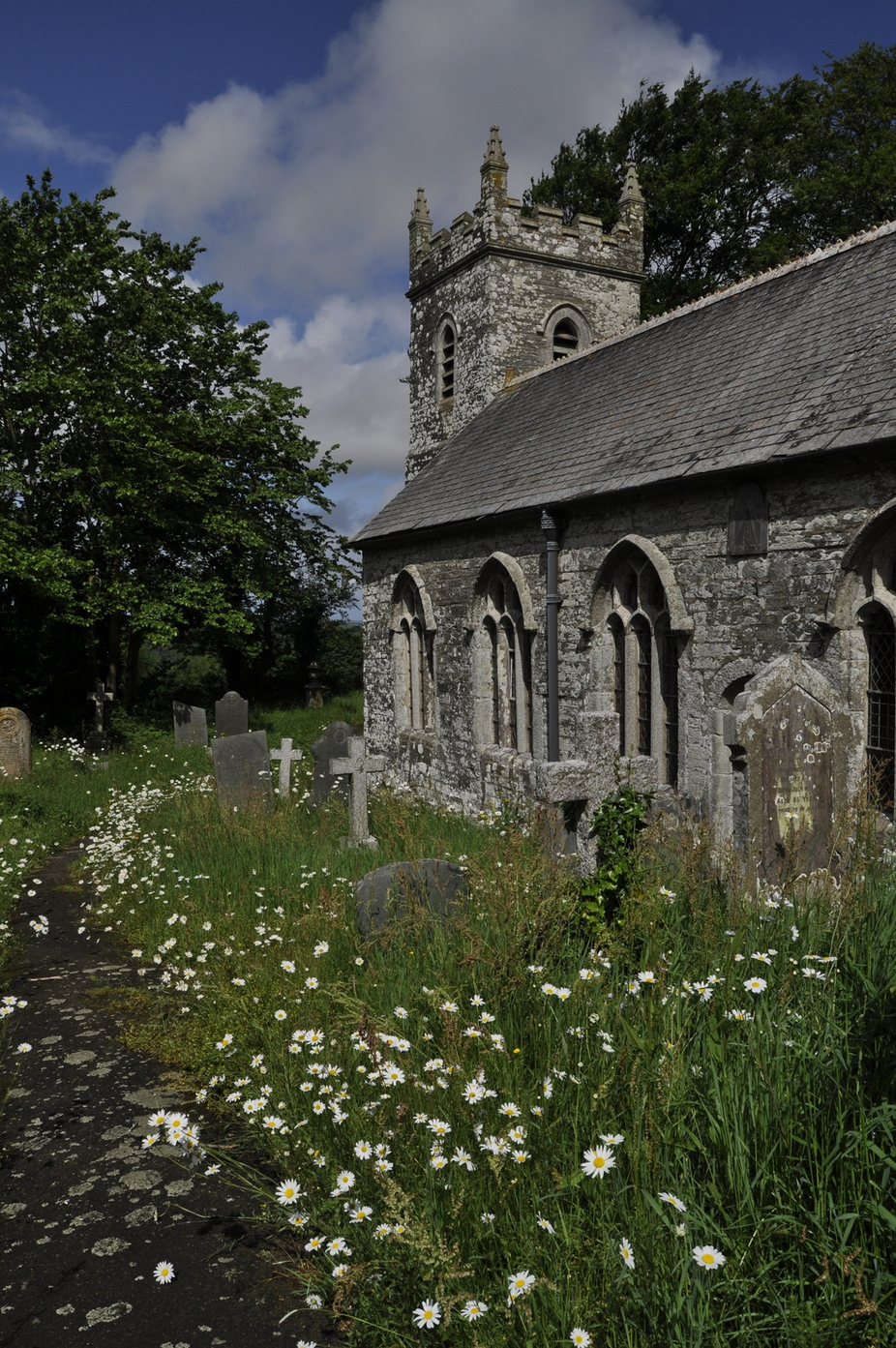 Circular walk from Hellandbridge to Clerkenwater